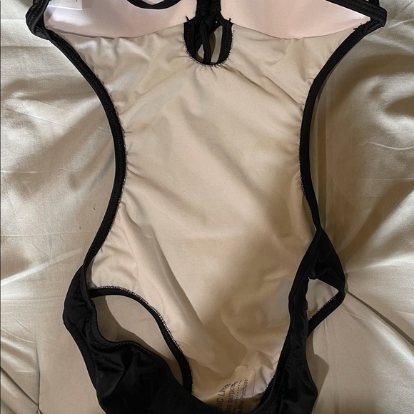 VENUS | Swim | Brand New Venus Open Back Keyhole Front Swimsuit | Poshmark